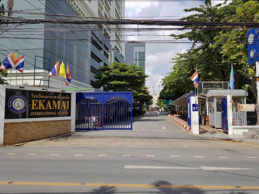 エカマイ・インターナショナルスクール (EIS) » タイランドピックス